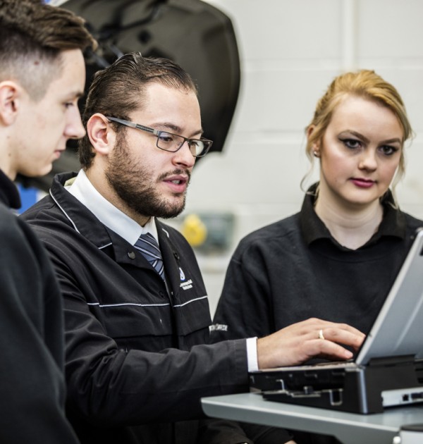 Volkswagen Commercial Vehicles Apprenticeship Programme