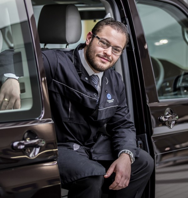 Jonny Senior Technical Trainer - Volkswagen Commercial Vehicles ...